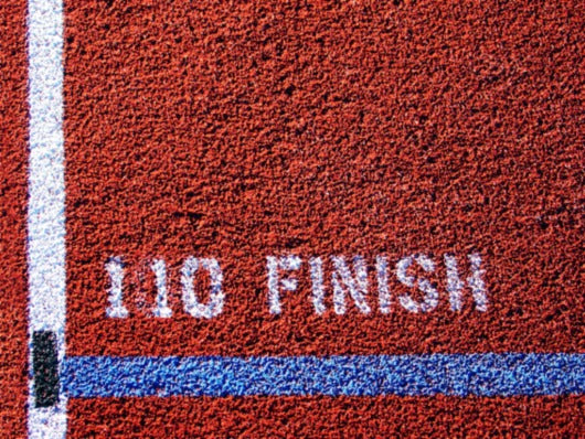 Free finish line Powerpoint template and Google Slides theme